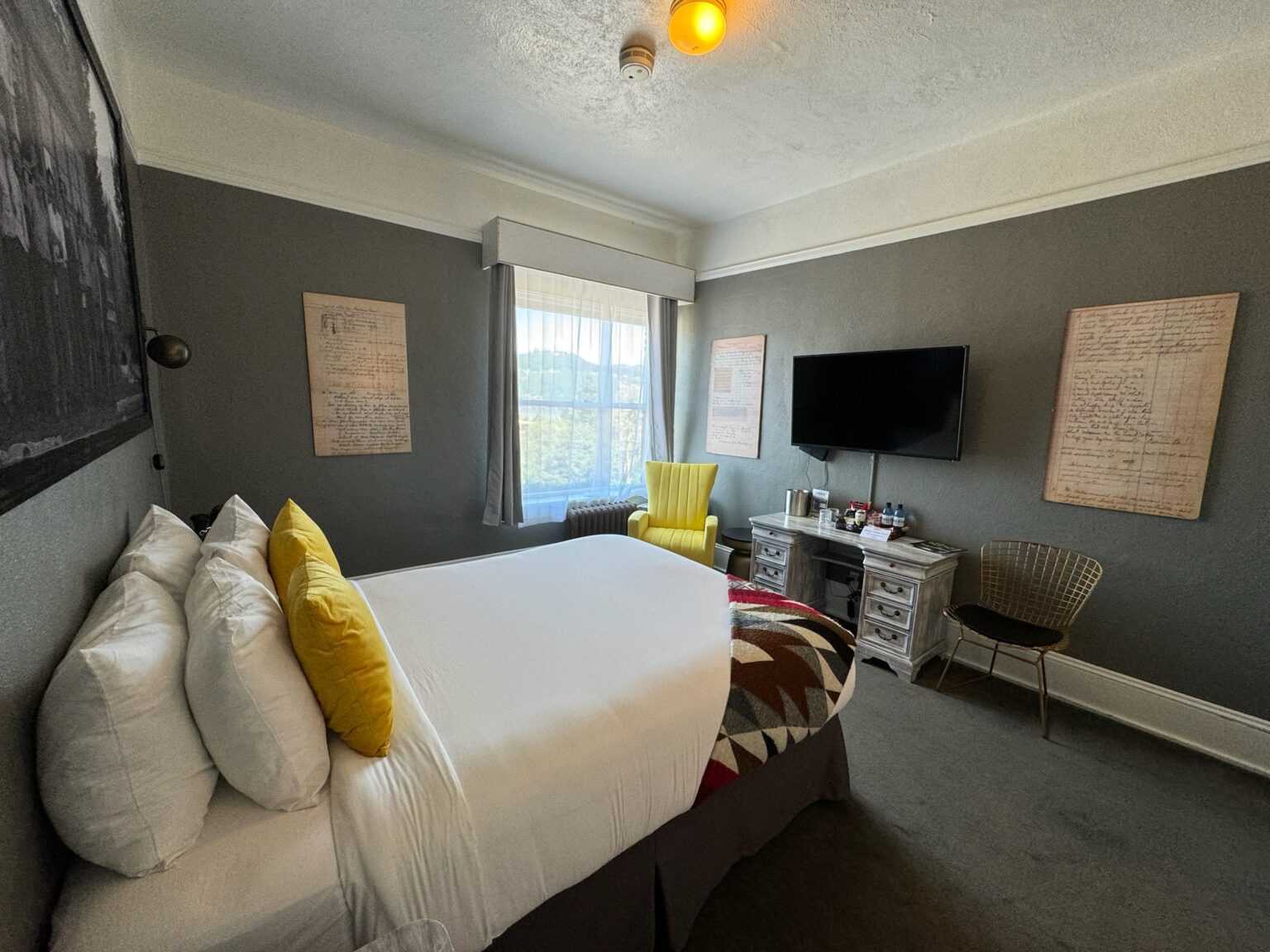 Hotel Rooms in Hood River